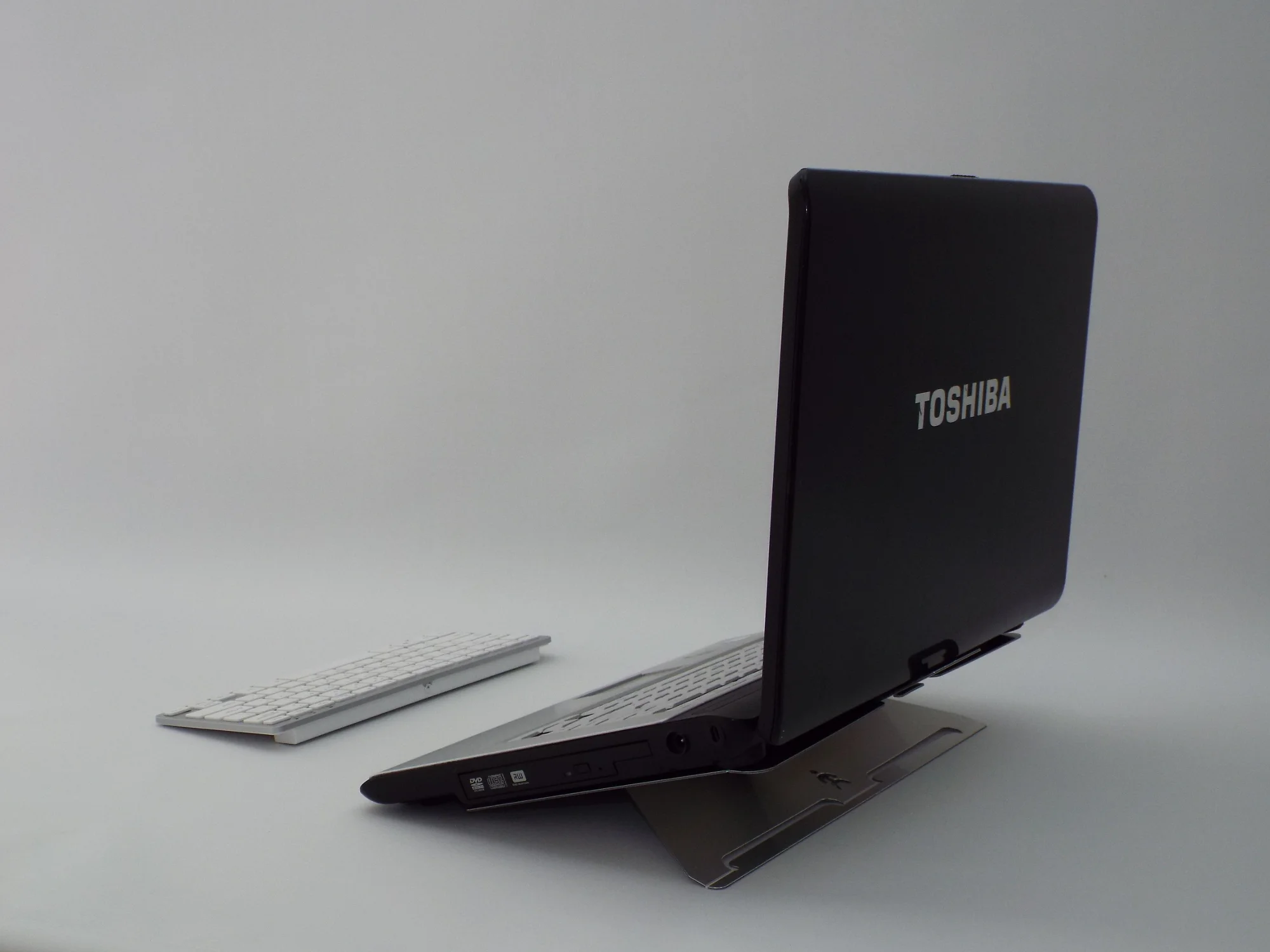SHADOW LAPTOP STAND — ERGONOMIC CAFE LTD | Award Winning Ergonomic ...