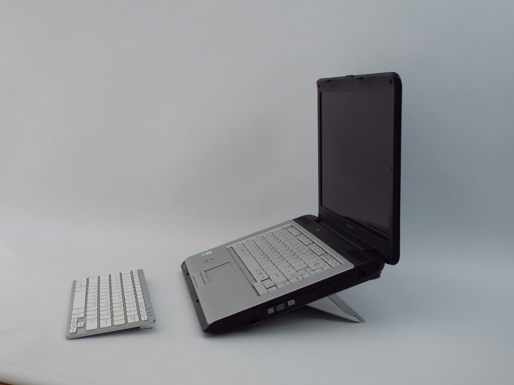 SHADOW LAPTOP STAND — ERGONOMIC CAFE LTD | Award Winning Ergonomic ...