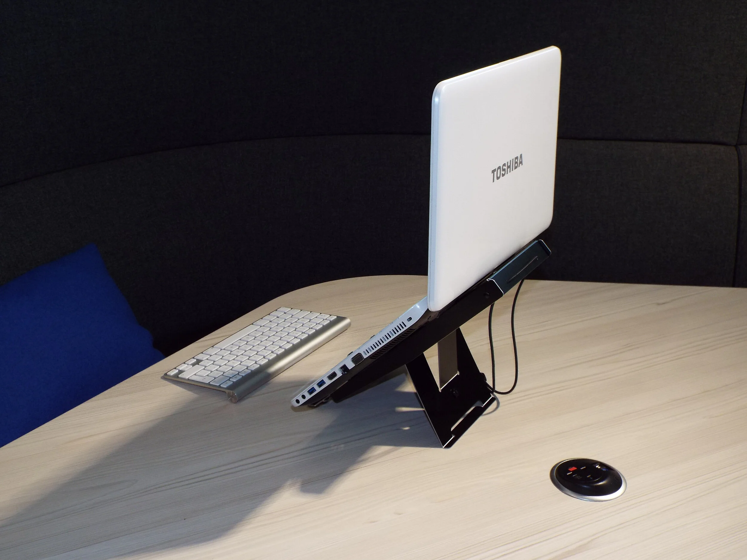 ERGONOMIC CAFE LTD | Award Winning Ergonomic Solutions