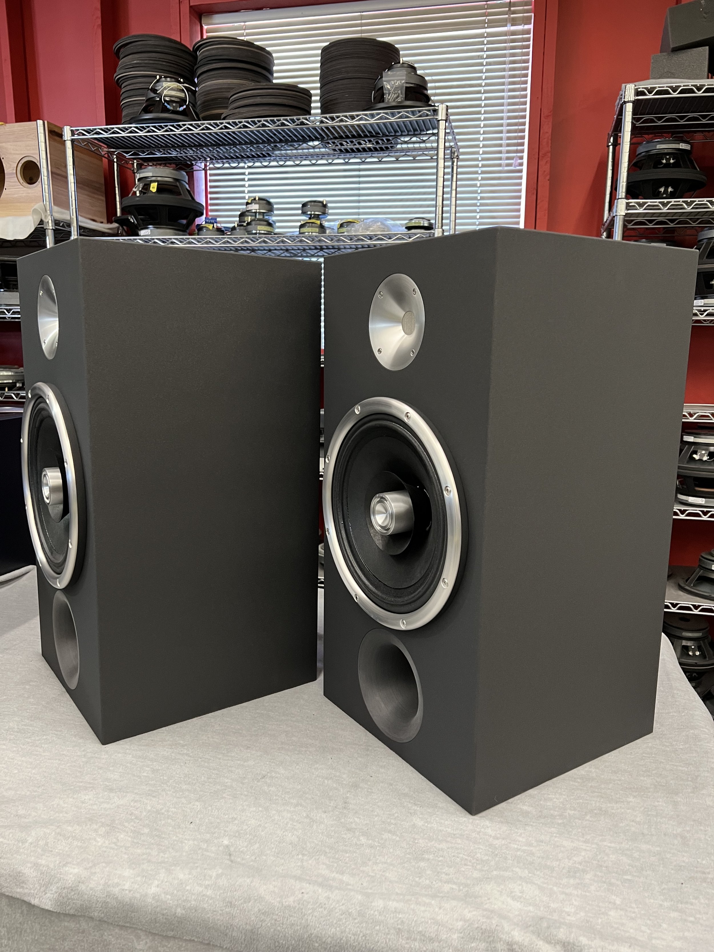Ready To Ship | Zu Audio | USA Made Hi-Fi Speakers and Audio Cable