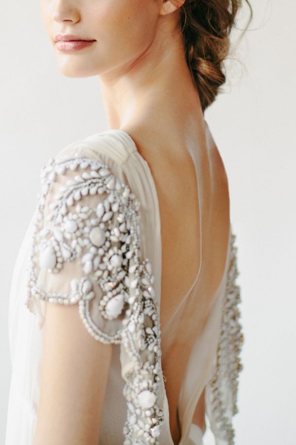 15 Gorgeous Backless Wedding Gowns — LINDSEY BRUNK | Event Planning ...