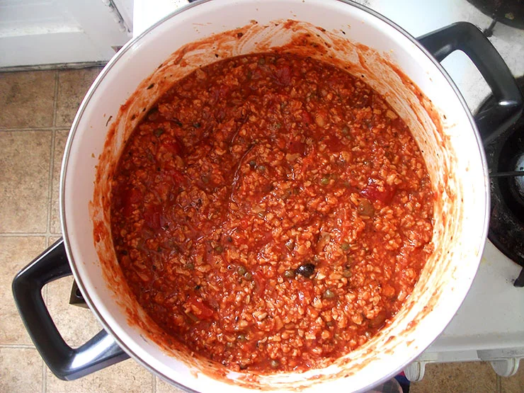 Spaghetti Puttanesca — Adventures in Vegan Cooking - Recipes and Tutorials