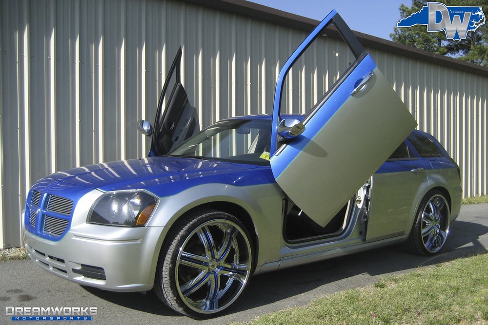 Dodge Magnum 1 — Dreamworks Motorsports