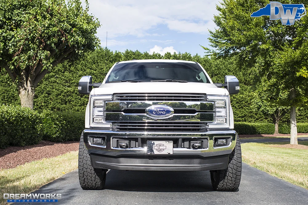 White F250 Fx4