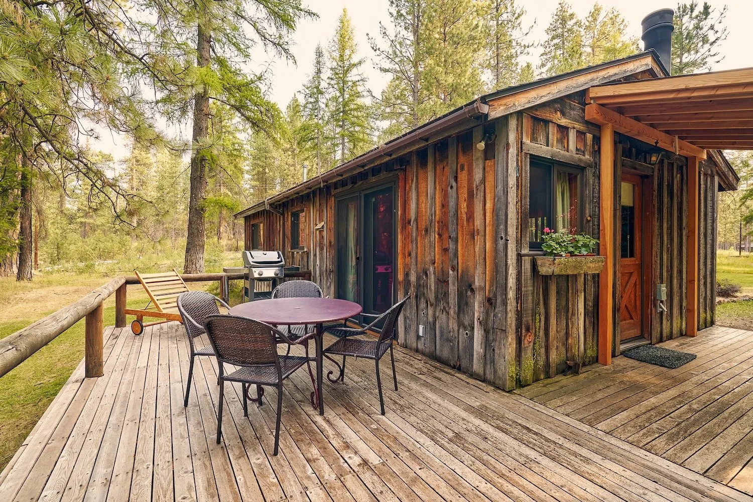 Ponderosa Cabin — House on Metolius