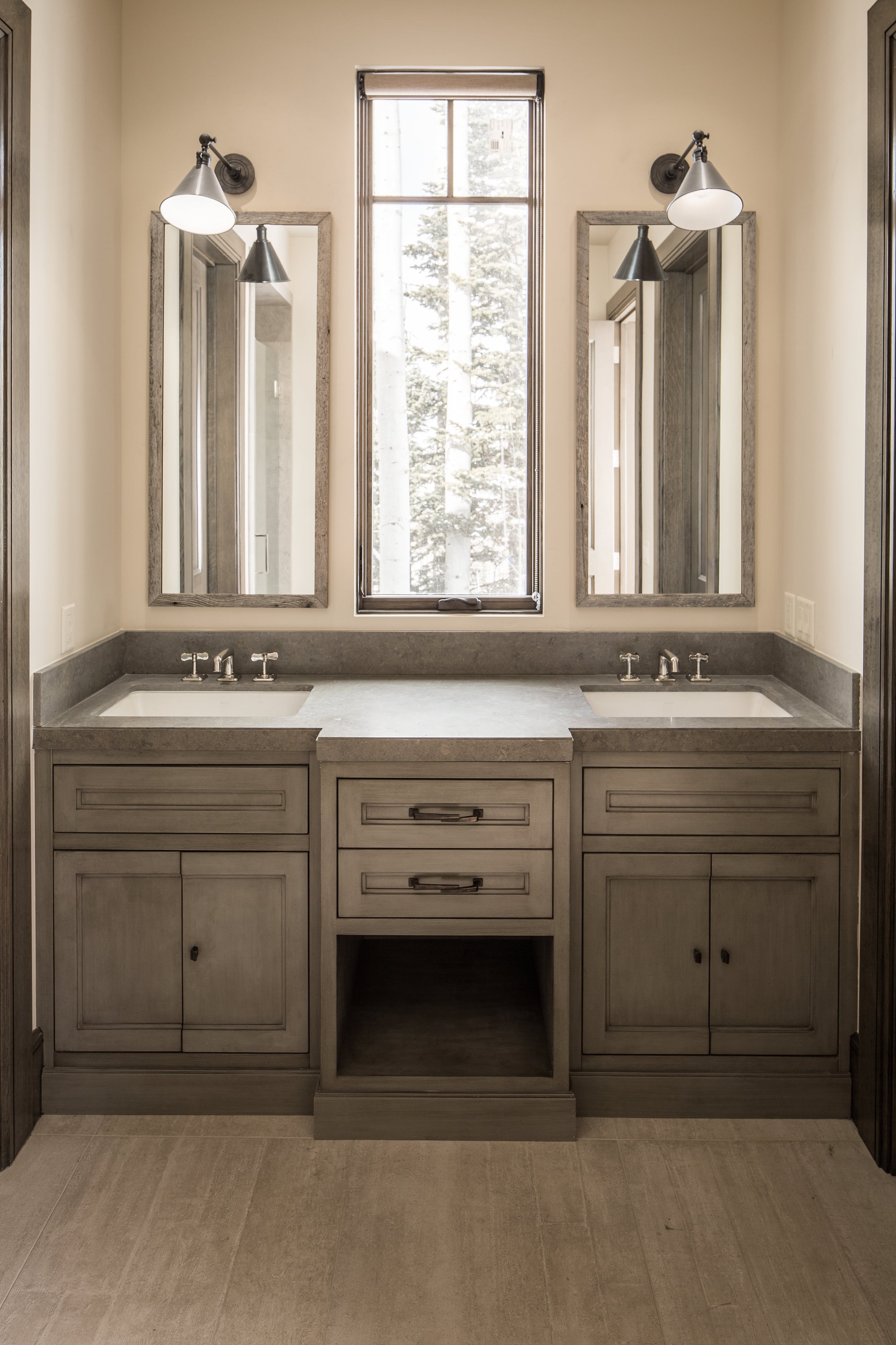 Mountain Side — AMB Design