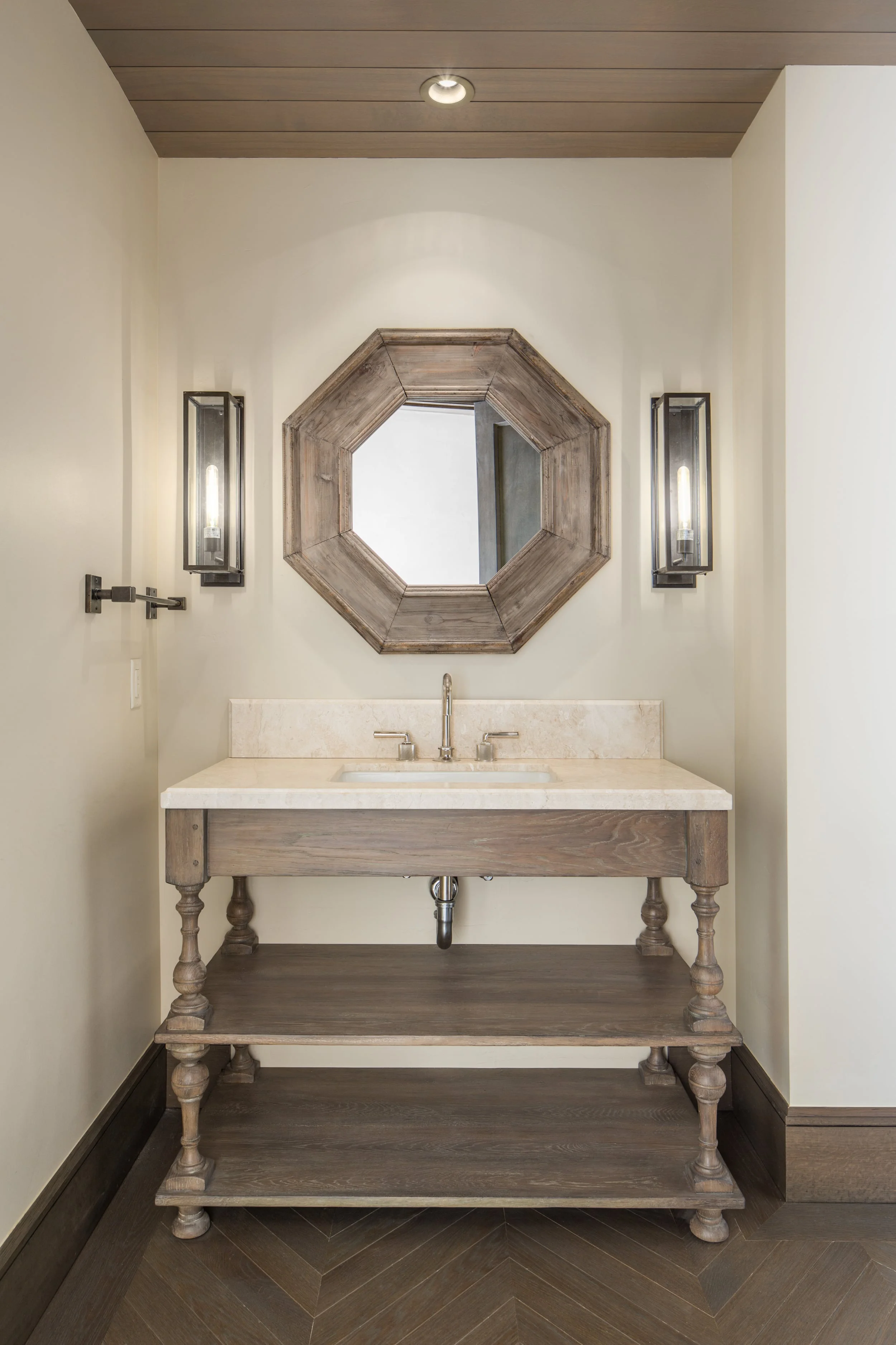 Mountain Side — AMB Design