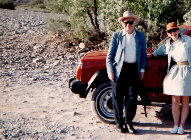 Bio — LAURA KARPMAN