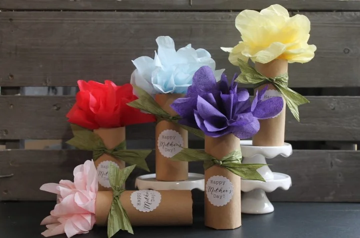 Mother's Day Paper Flower Bouquet DIY Surprise — Maritza Garcia | knot ...