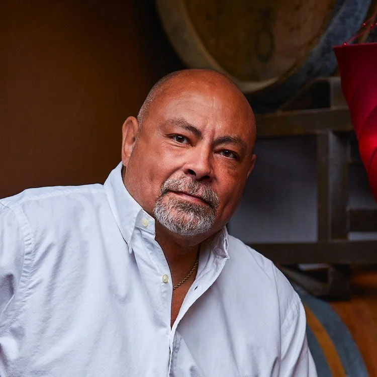 Robert Dicken's Instagram, Twitter & Facebook on IDCrawl