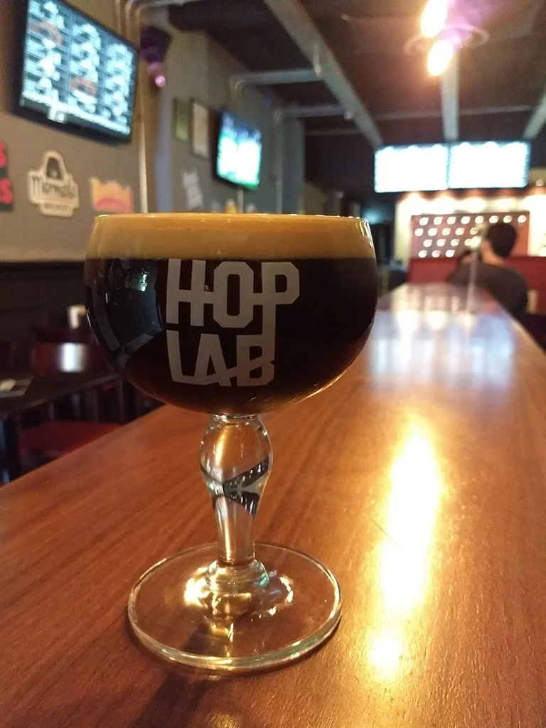 Christmas Ale: Hop Lab lança primeiro rótulo da linha Dark Lab — Beer ...