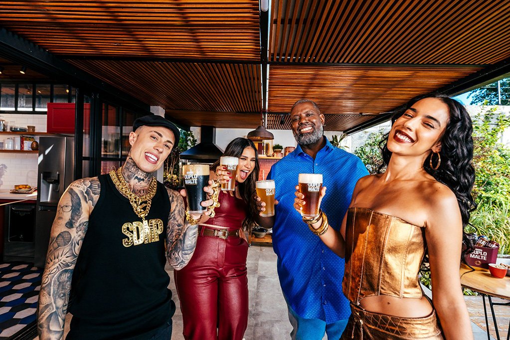 Brahma Duplo Malte combina Simone Mendes com Péricles, Marina Sena e MC ...