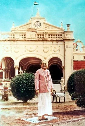 "Just Being in His Presence" - The 1962 East-West Gathering of Avatar ...