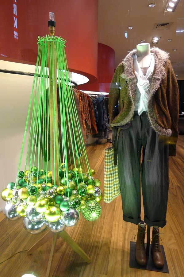 5 affordable holiday merchandising ideas — tag tidbits home and design blog