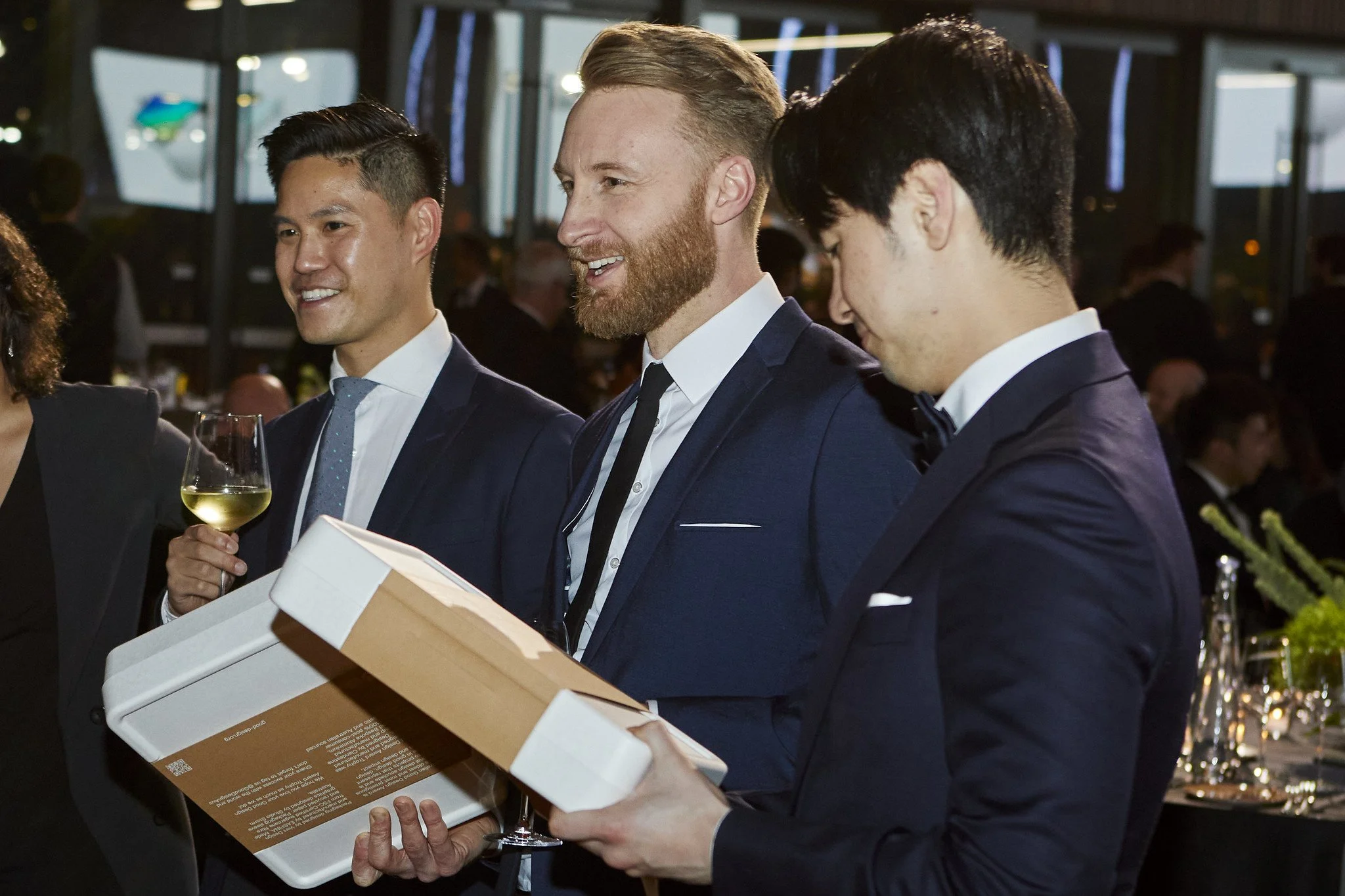 Good Design Awards Trophy Packaging — Vert Design Studio