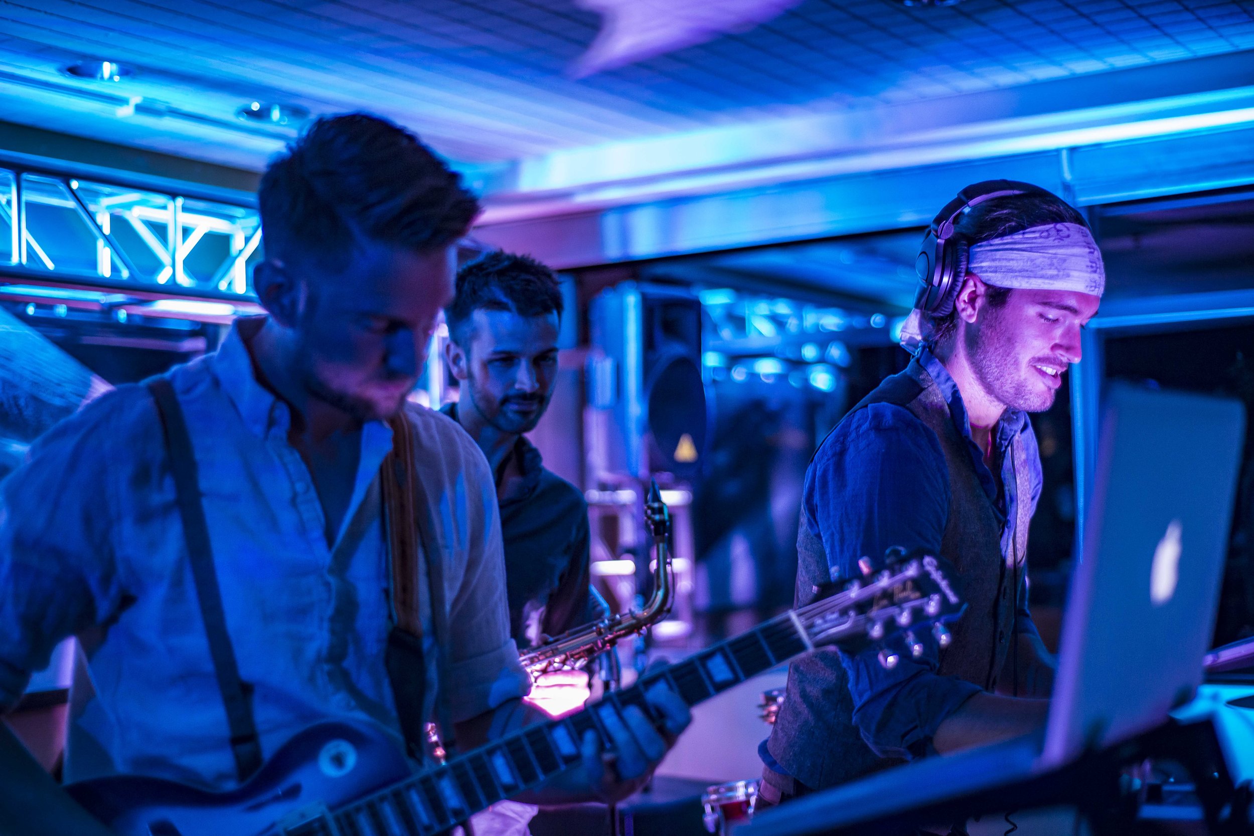 Soulcirque — Soulcirque Photo Gallery - DJ Hybrid Band For Corporate ...
