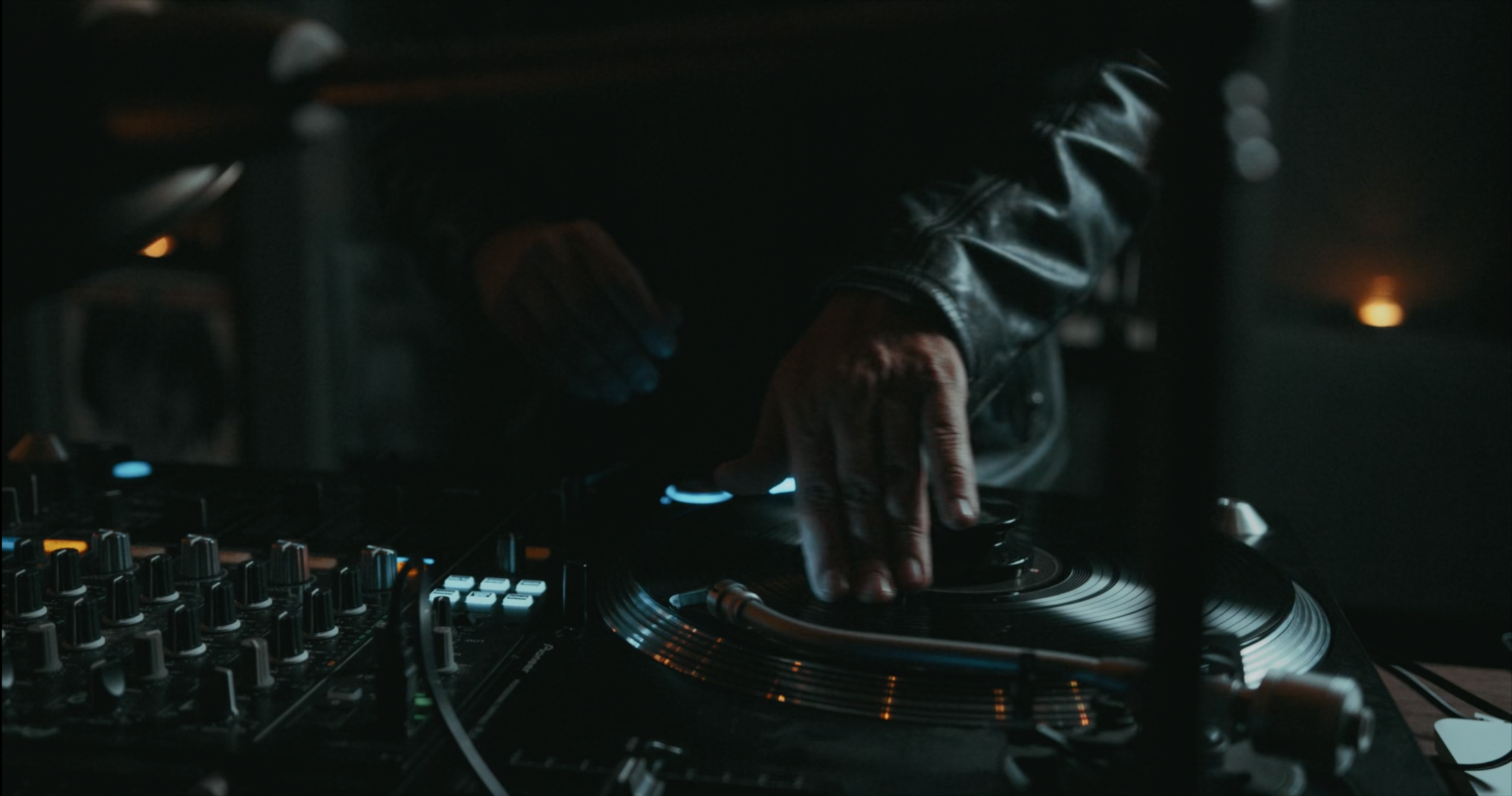 ACEN RAZVI | DP | DIRECTOR | FILMMAKER | VIDEOGRAPHER | DUBAI | UAE ...