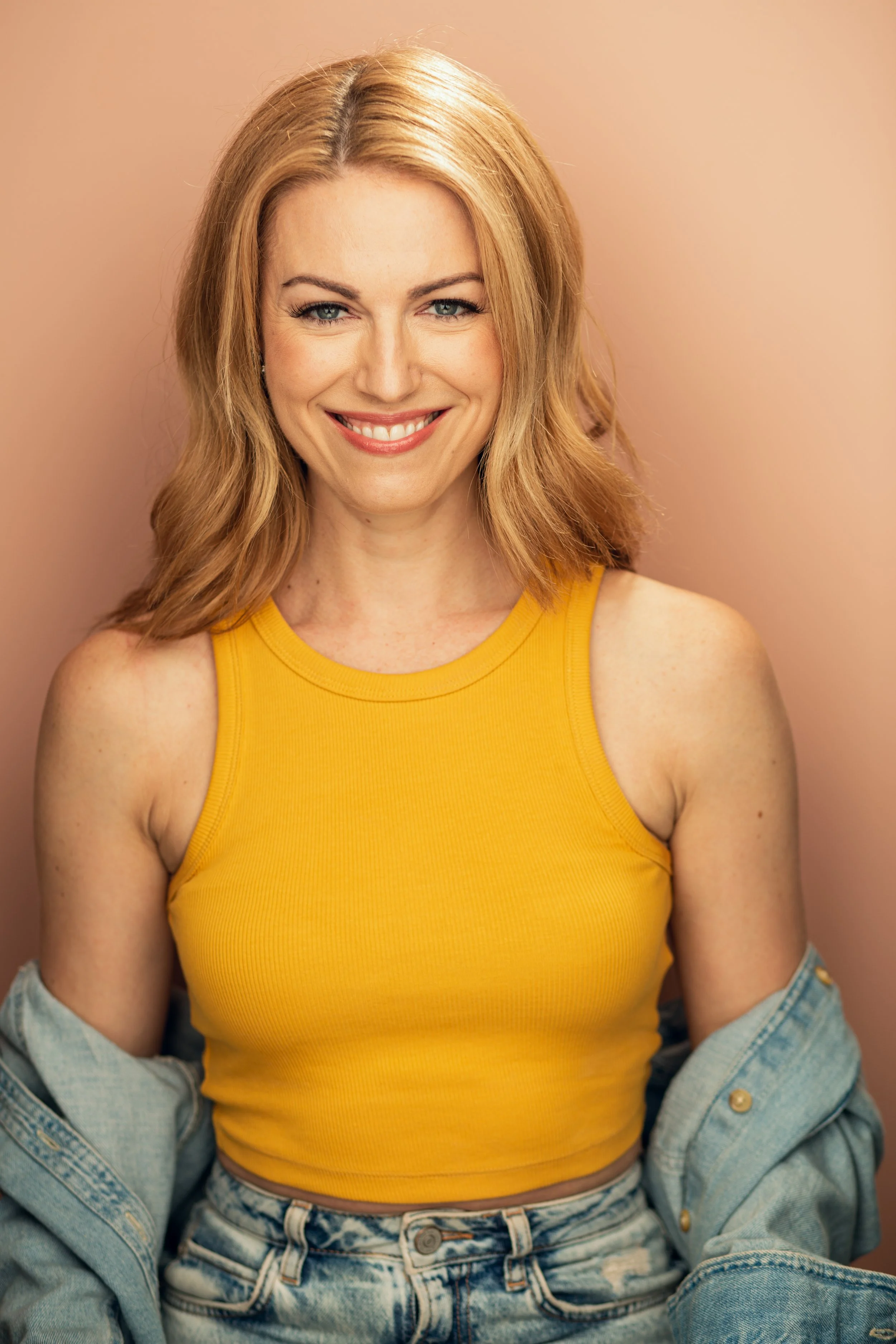 How to Use Social Media as a Working Actor — Aura Casting