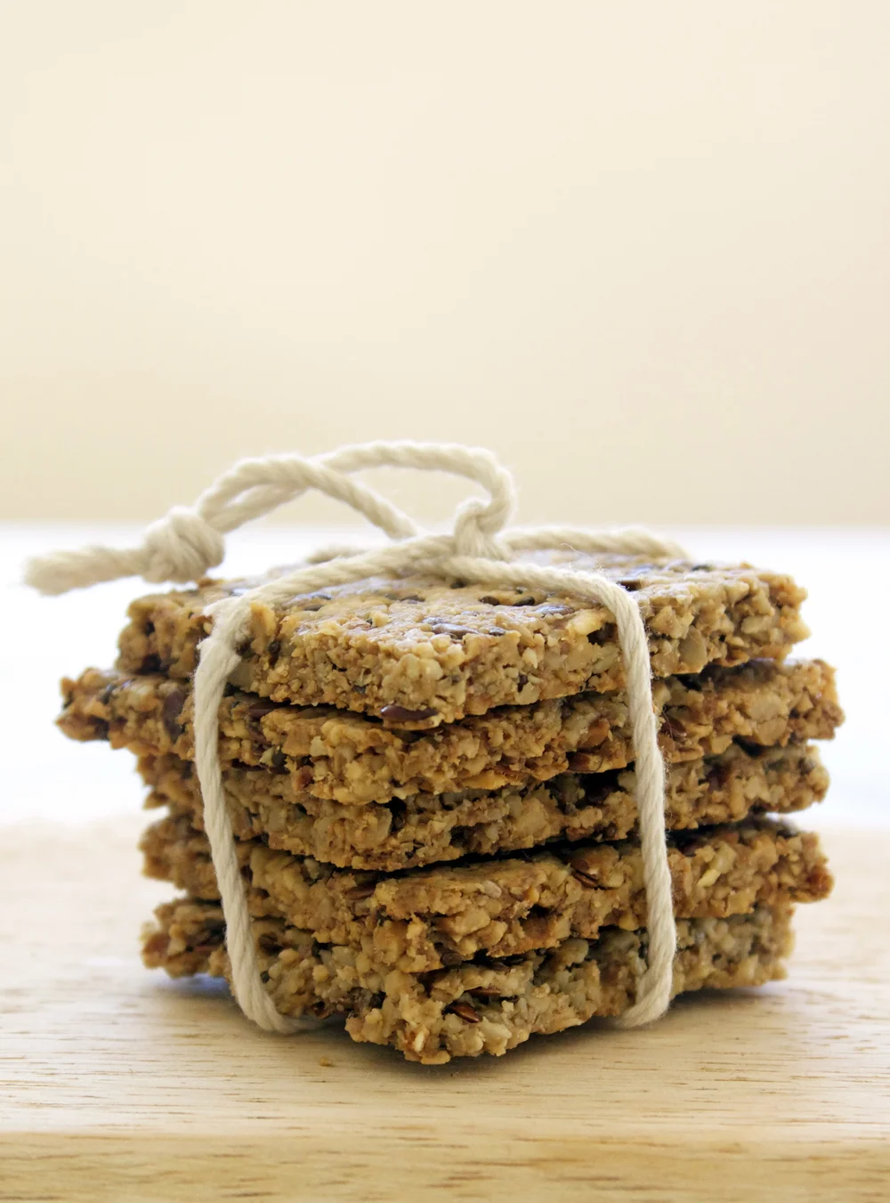 Homemade walnut, macadamia & almond crackers — kelly gibney