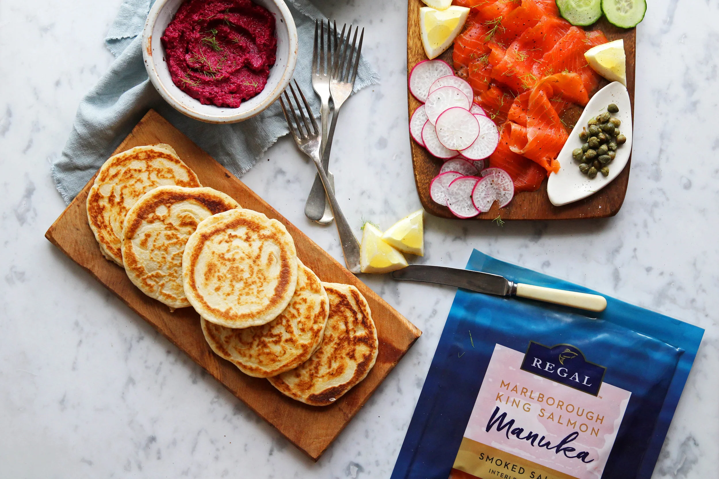 My perfect smoked salmon breakfast w/ grain free flatbreads — kelly gibney