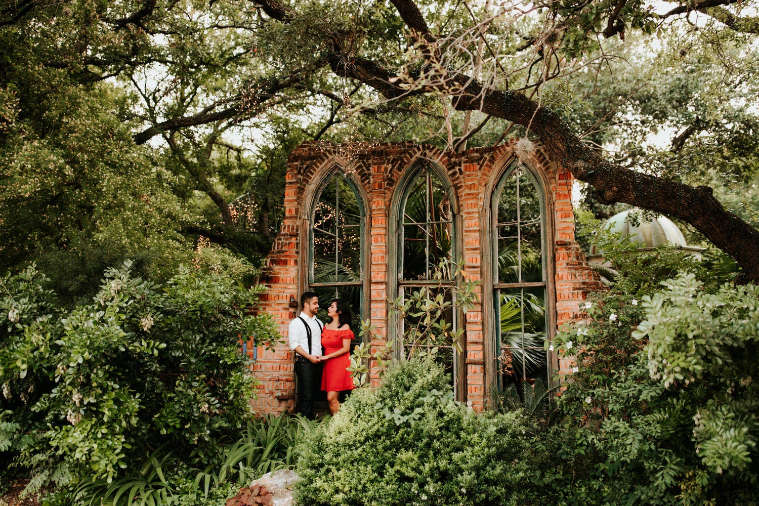 Ana + Pedro // Jennifer's Gardens Engagement Session — Diana Ascarrunz ...