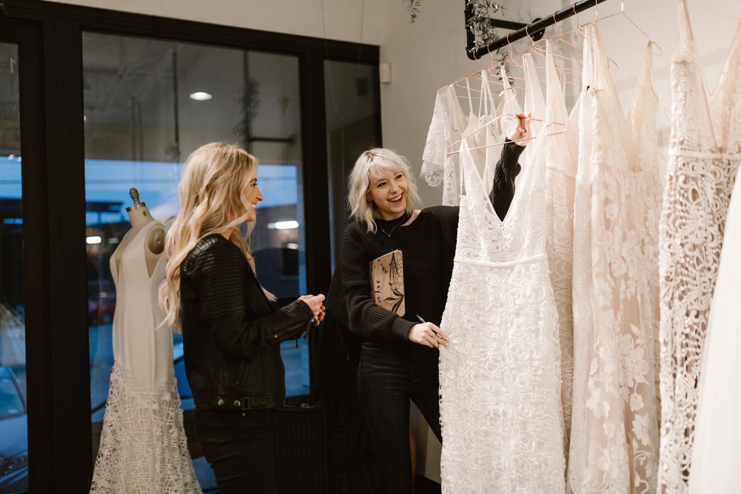 What really happens at your bridal appointment｜a&bé bridal shop