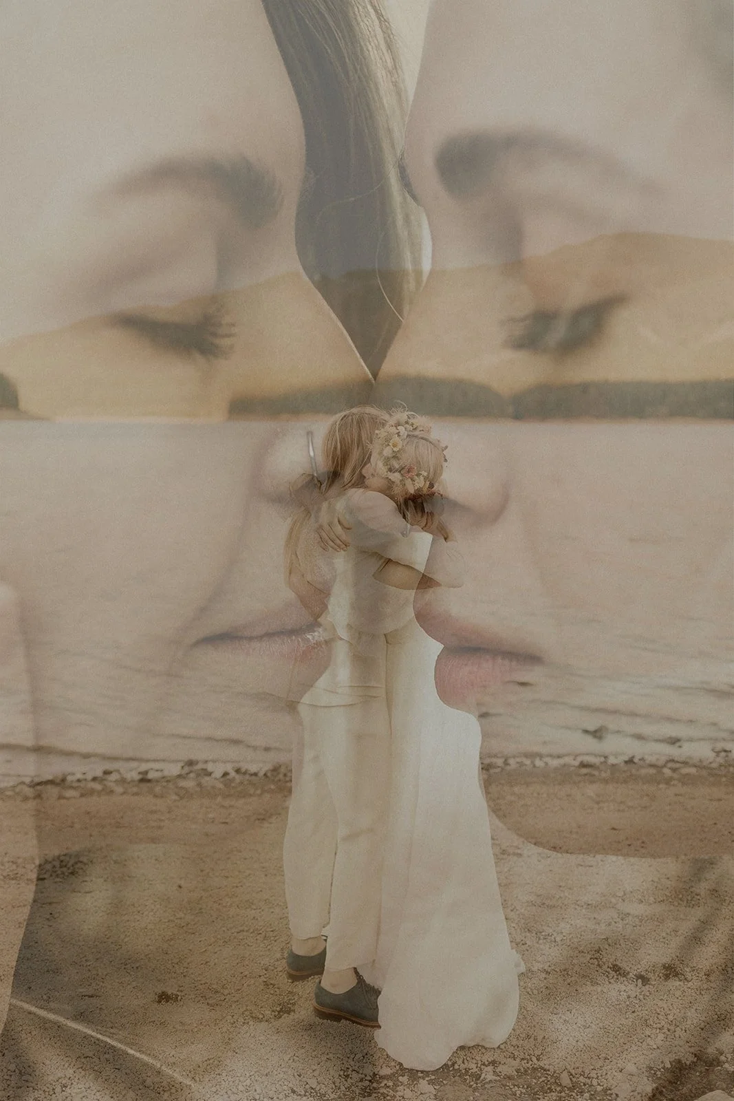 Dreamy Styled Elopement Near Detroit Lake｜a&bé bridal shop