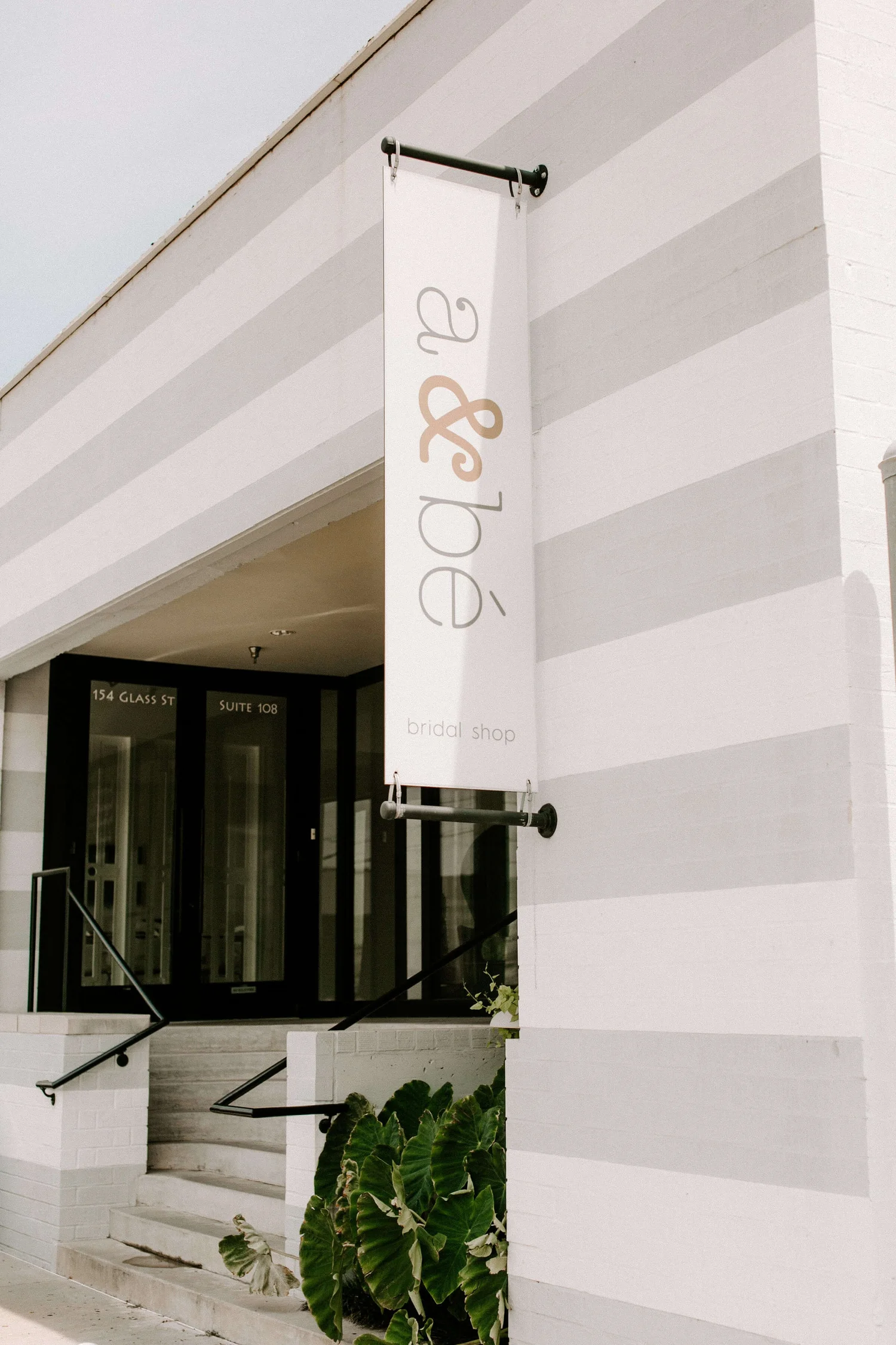 Dallas, TX + Fort Worth, TX Bridal Shop Near Me｜a&bé bridal shop