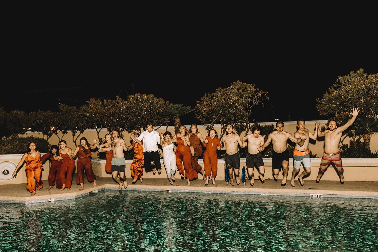 FUN WEDDING EXIT IDEAS THAT AREN’T SPARKLERS｜a&bé bridal shop