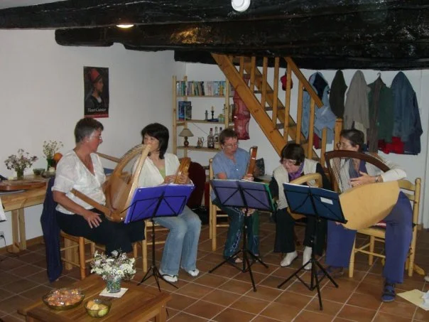 The Lyre - An Instrument For Our Time — Lyre Association of North America