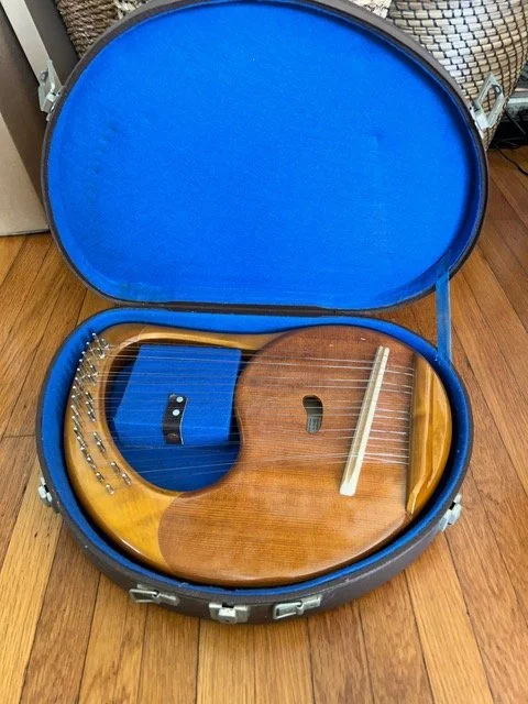 Lyre Rentals and Used Lyres for Sale — Lyre Association of North America