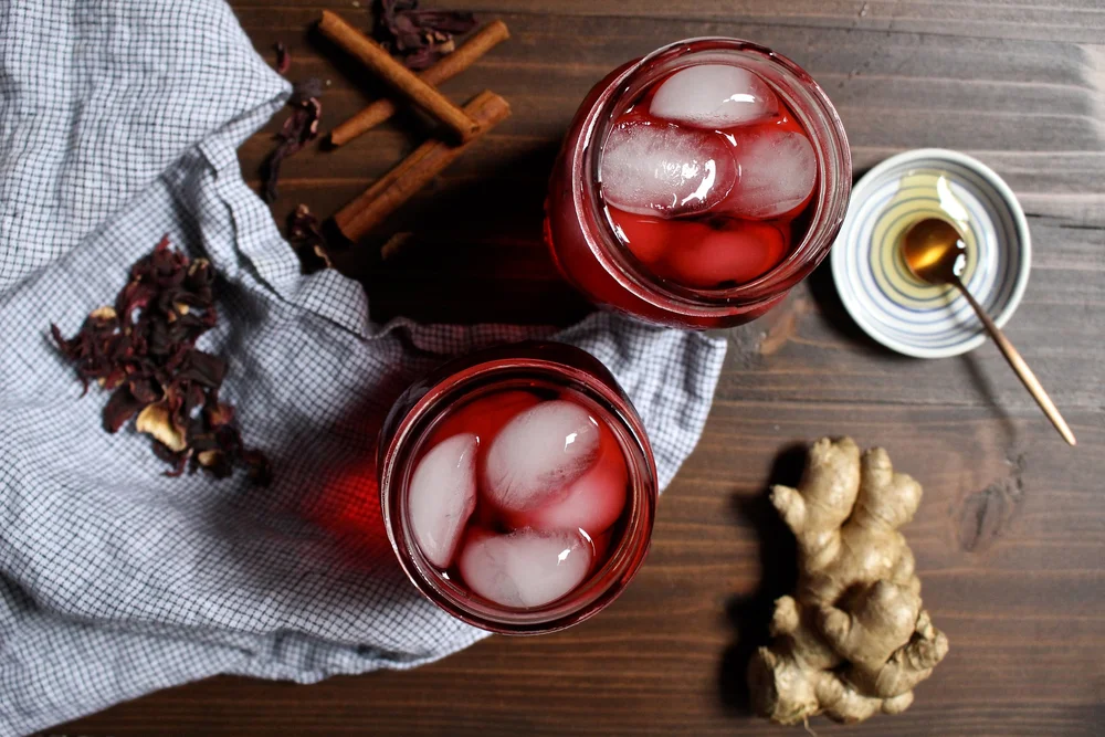 cold brewed hibiscus cinnamon ginger tea — Crunchy Radish