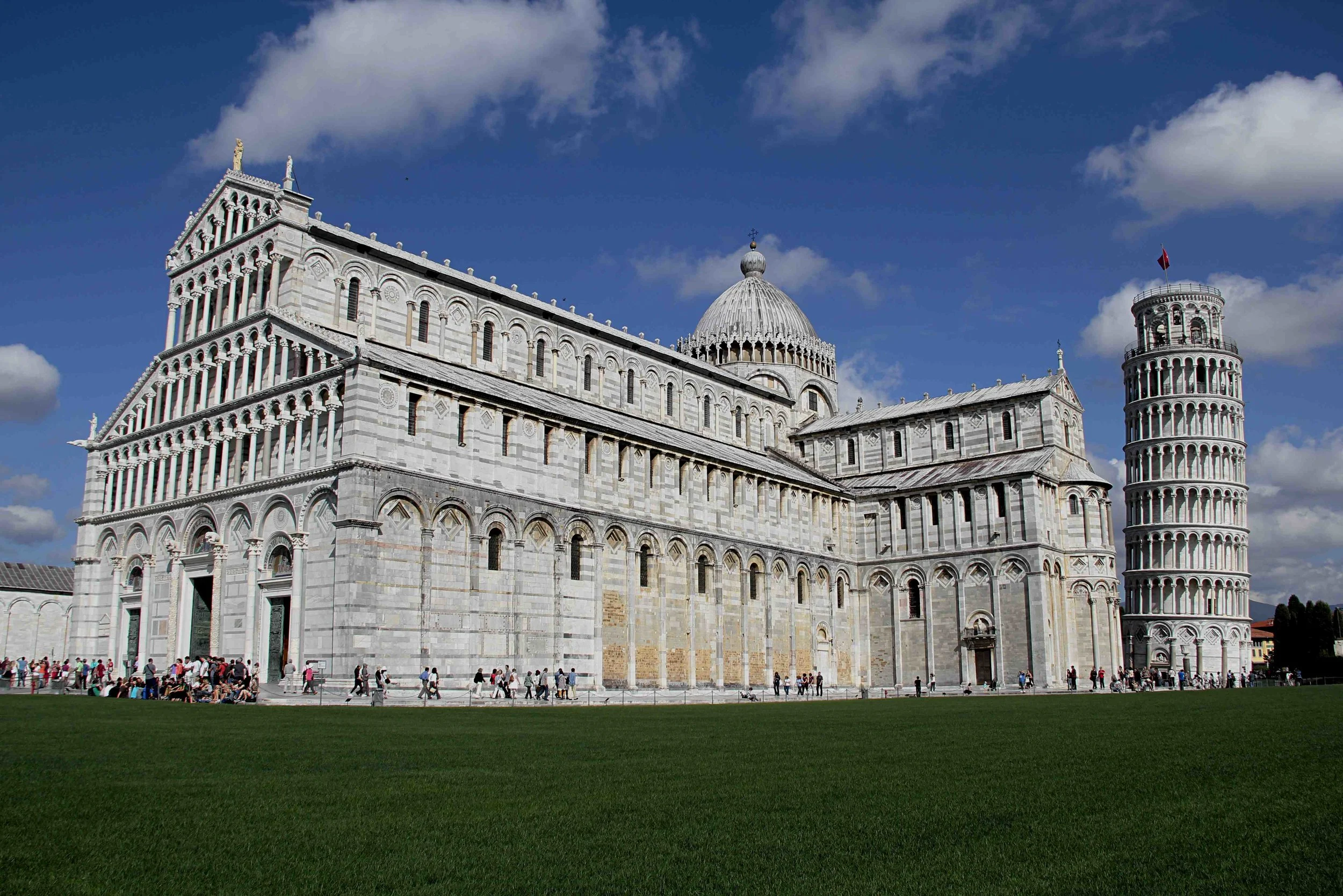Tuscan Drivers Day Tours — Pisa