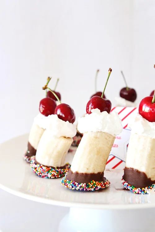 Mini Banana Splits — Kristi Murphy | DIY Blog