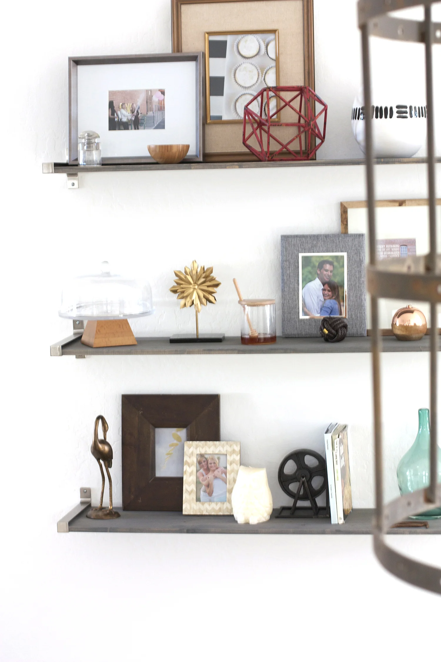 How To Style Shelves — Kristi Murphy | DIY Blog