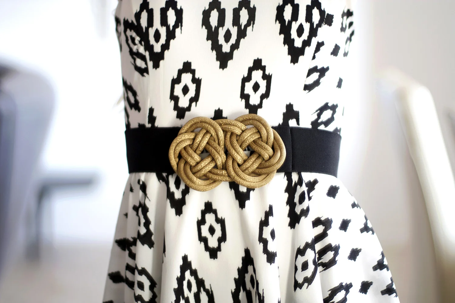 DIY Gold Belt — Kristi Murphy | DIY Blog