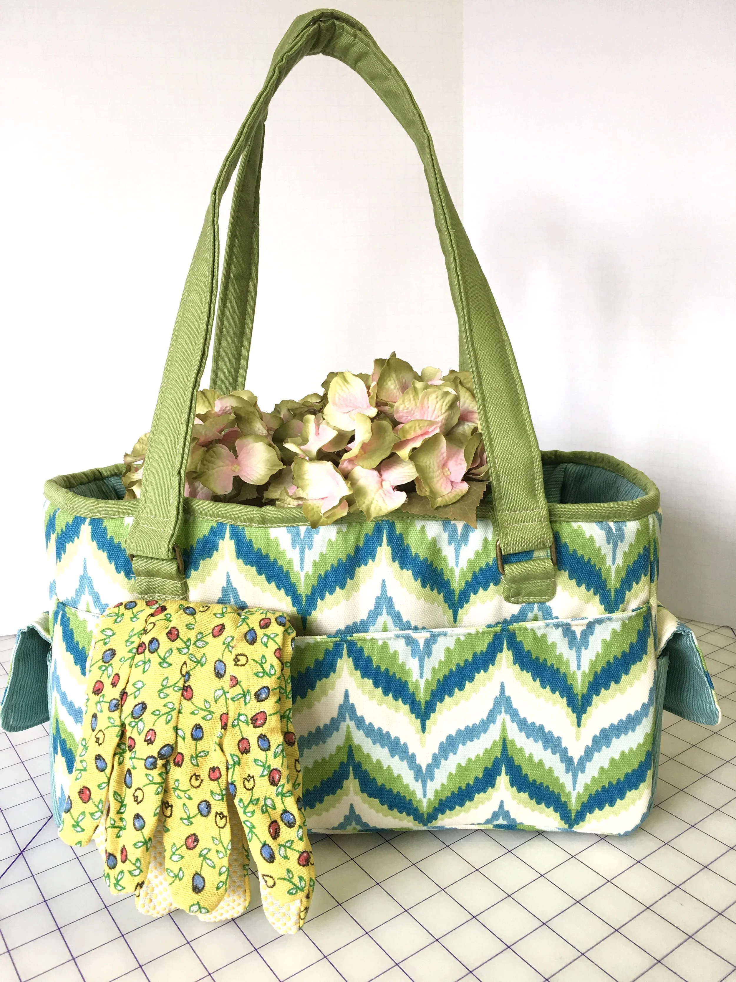 Sewing: Garden Tote from Oslo Craft Bag Pattern — Stephanie Socha Design