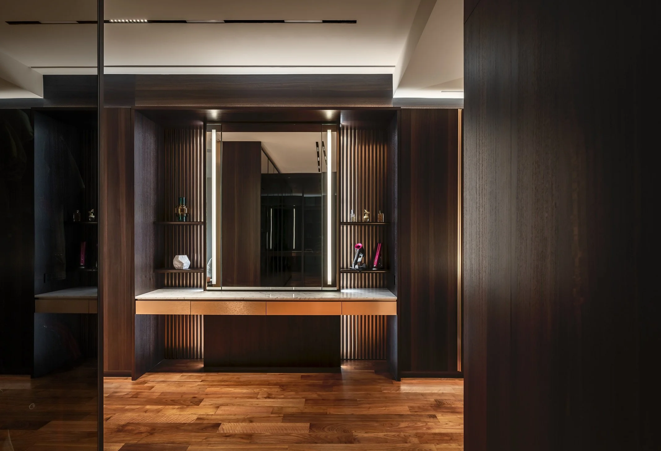 SUMMERHAUS D'ZIGN - Jalan Tempua