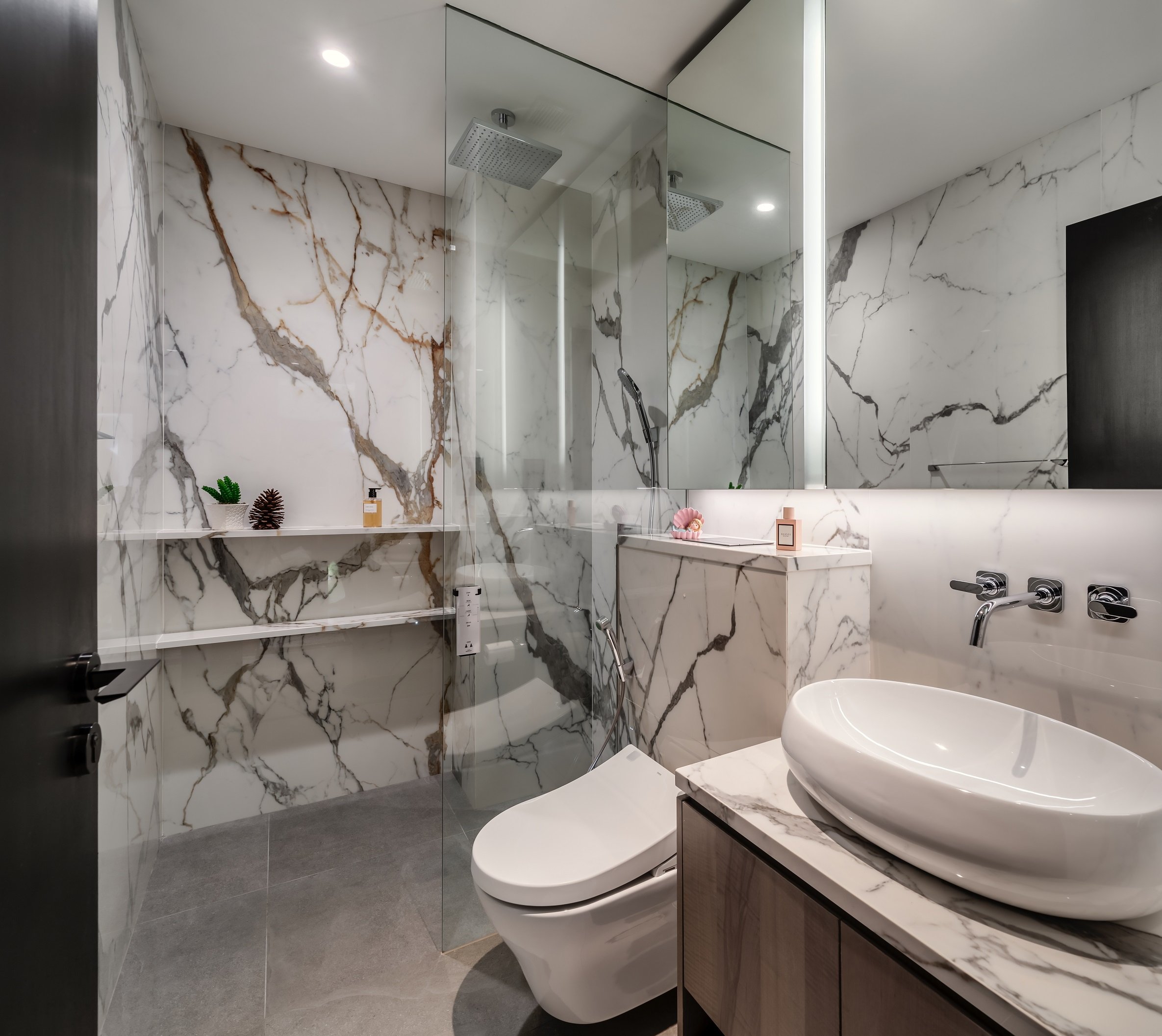 SUMMERHAUS D'ZIGN - Jalan Tempua