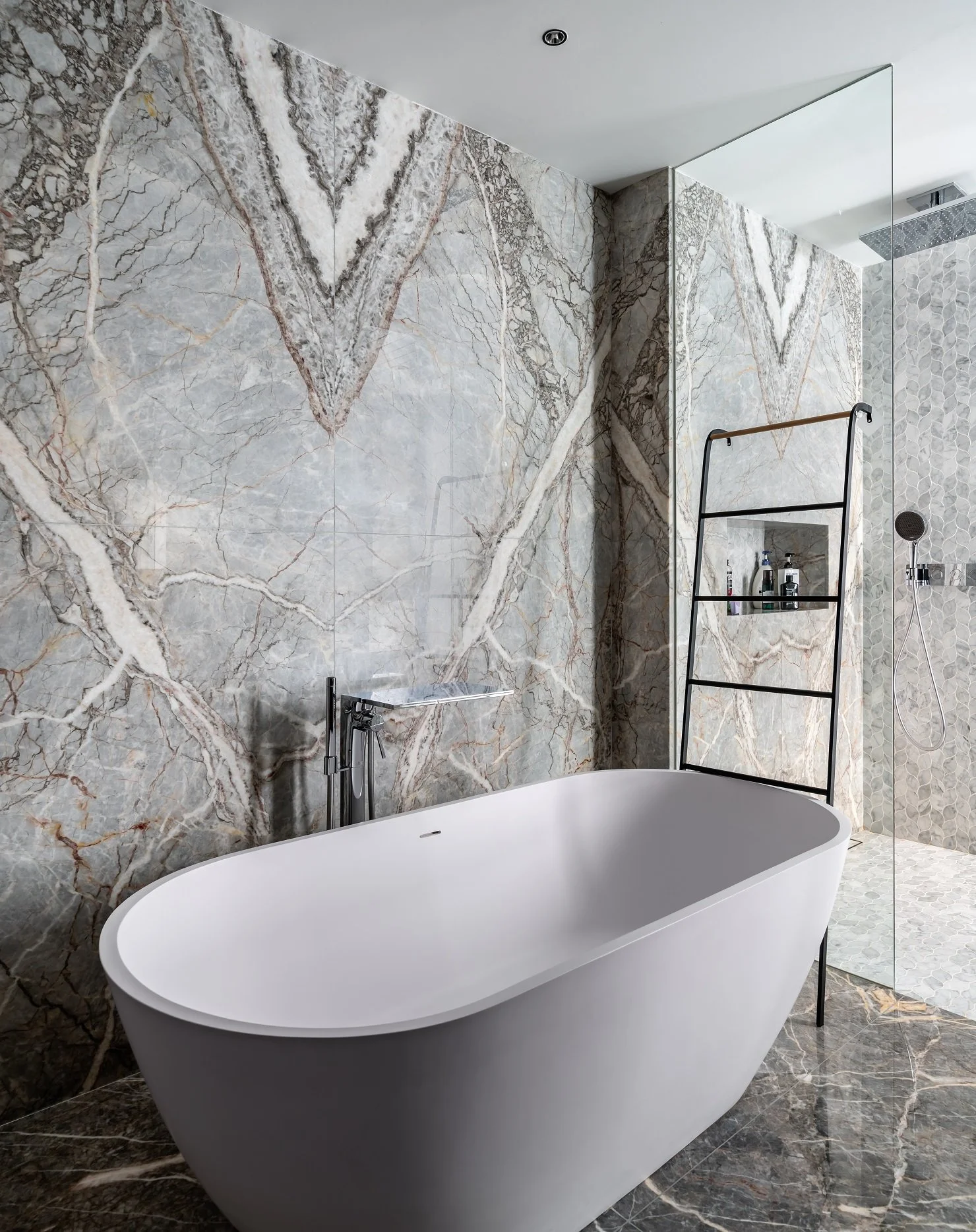 SUMMERHAUS D'ZIGN - Jalan Tempua