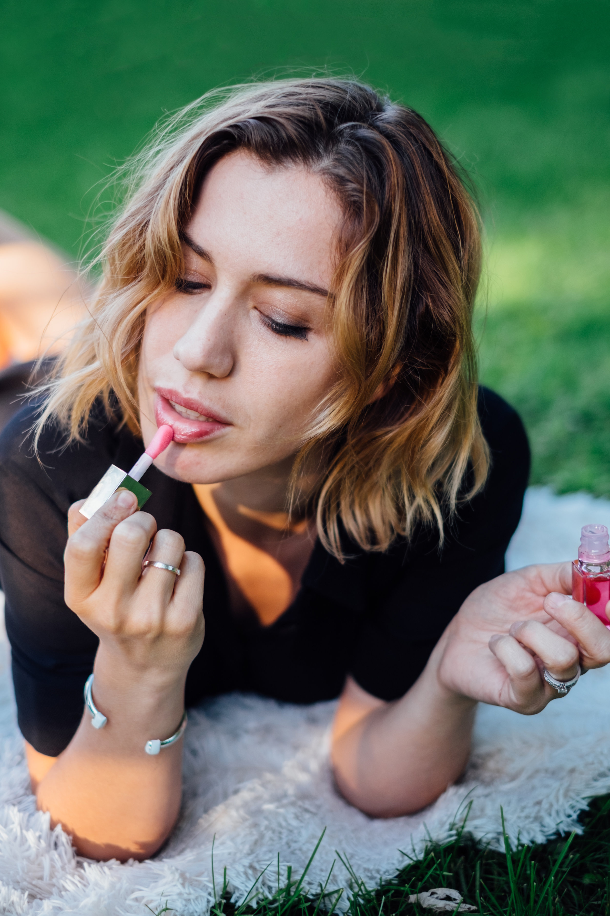 Why Youll Love The New Clarins Instant Light Lip Comfort Oil — Its Julien