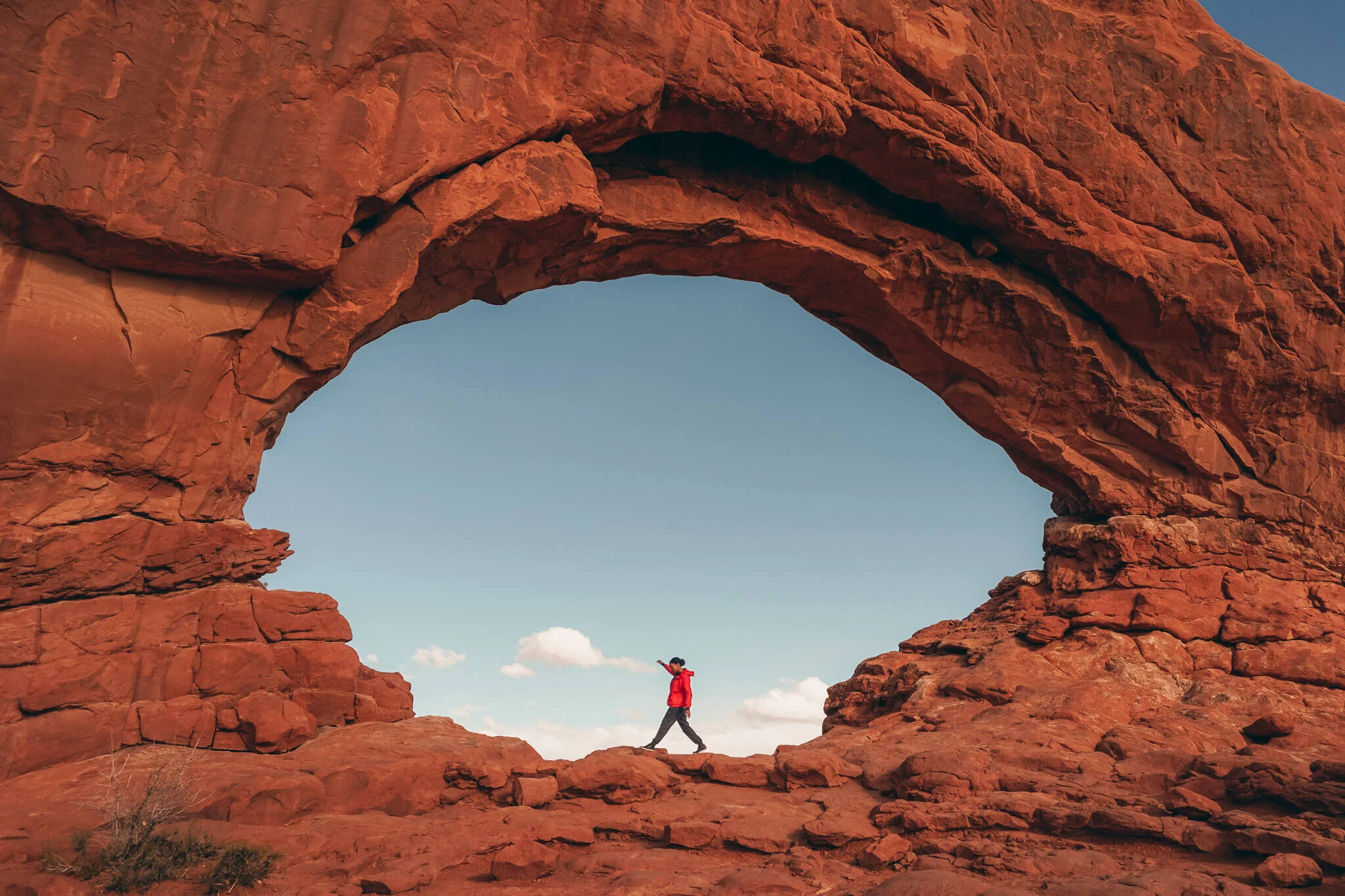 42 Beautiful Places to Hike Around the World (All Fitness Levels)