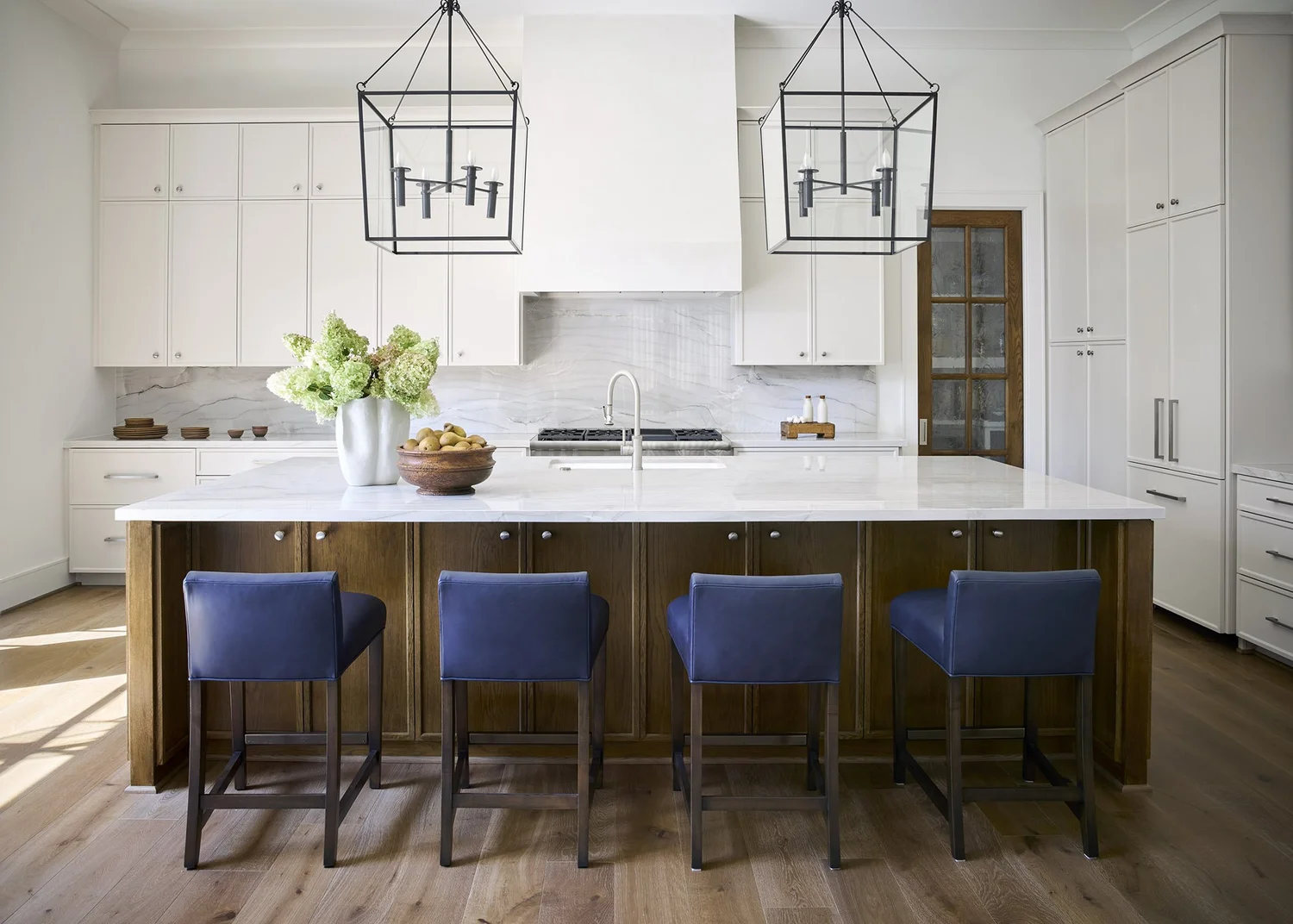 House Tour: Blending History and Modern Living — Beth Lindsey Interior ...