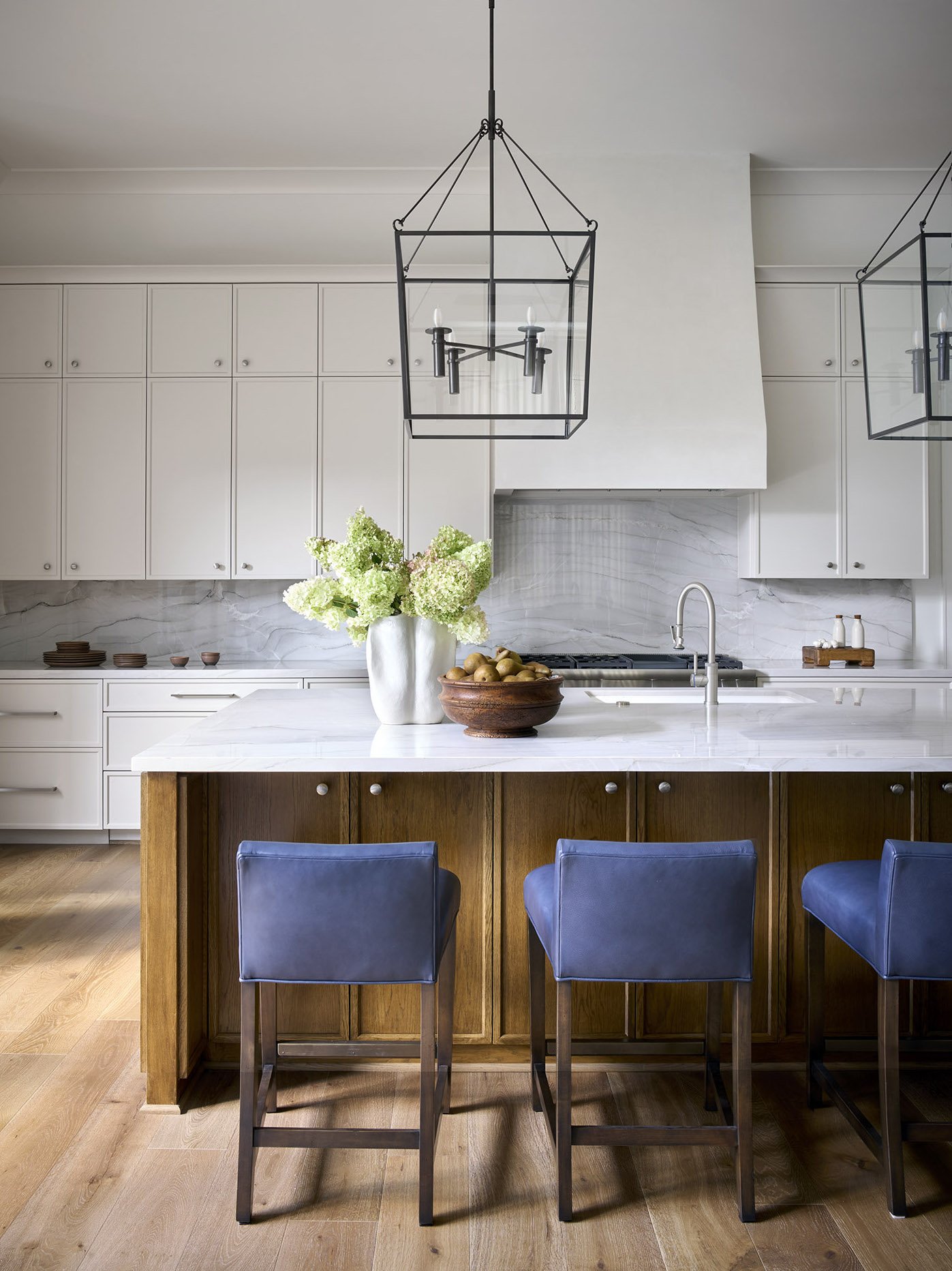 House Tour: Blending History and Modern Living — Beth Lindsey Interior ...