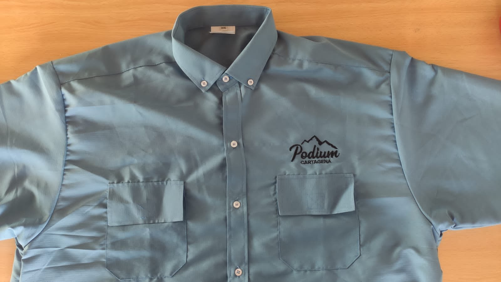 Uniformes y Dotaciones Institucionales - Camisa Columbia y Camisa Safari — Uniformes Comercia