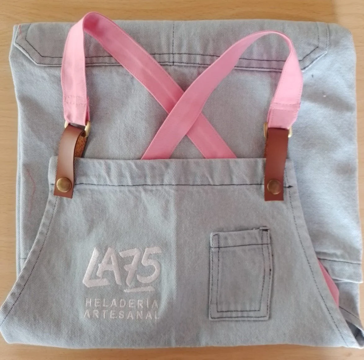 Uniformes y Dotaciones Institucionales - Uniformes para Heladerías ...