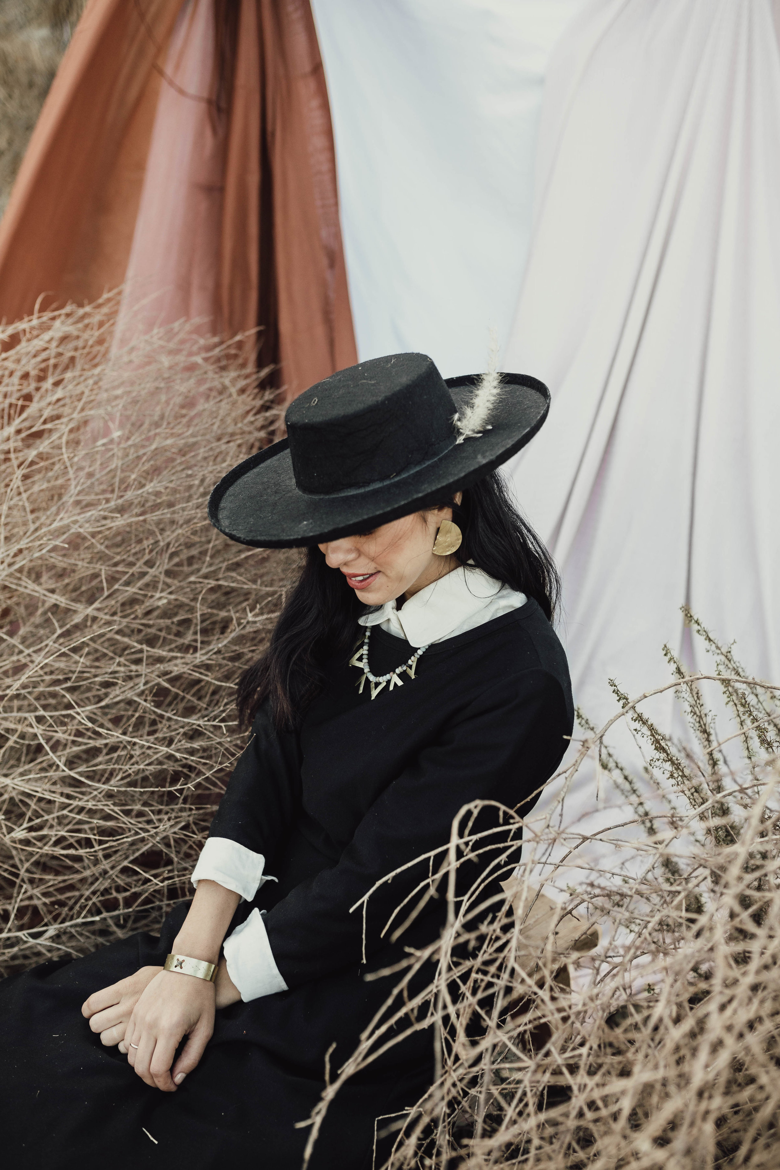 LUNASOL Jewelry - LUNAR POST - Small - LUNASOL Earrings