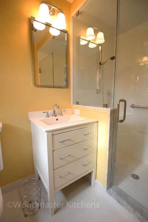 Maximizing Bathroom Storage: 5 Ways to Use Recessed Spaces