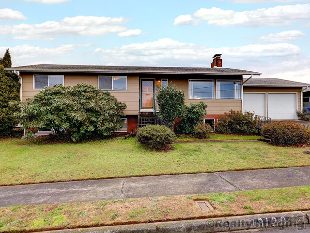 Classic Argay Daylight Ranch — Urban Nest Realty