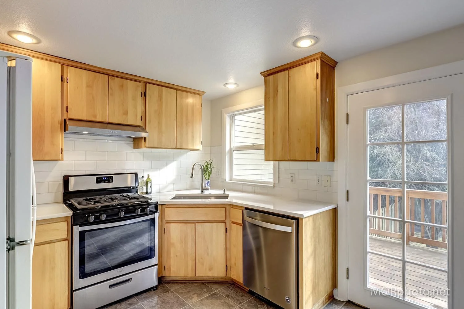 Sunny Boise-Eliot End-unit Rowhome — Urban Nest Realty
